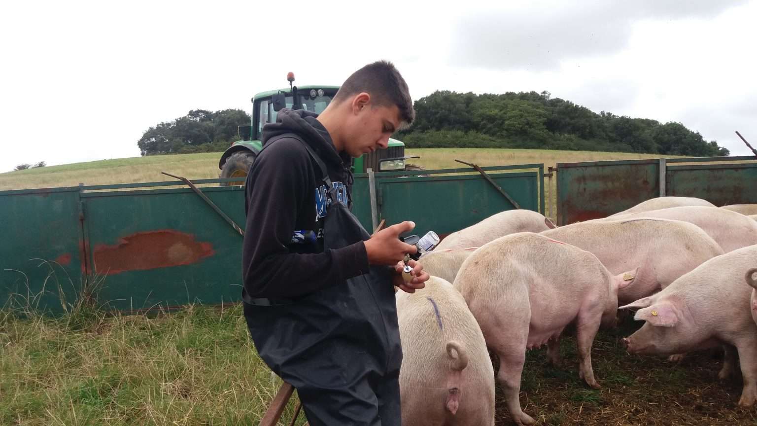National award winner is passing on his skills and knowledge in ...